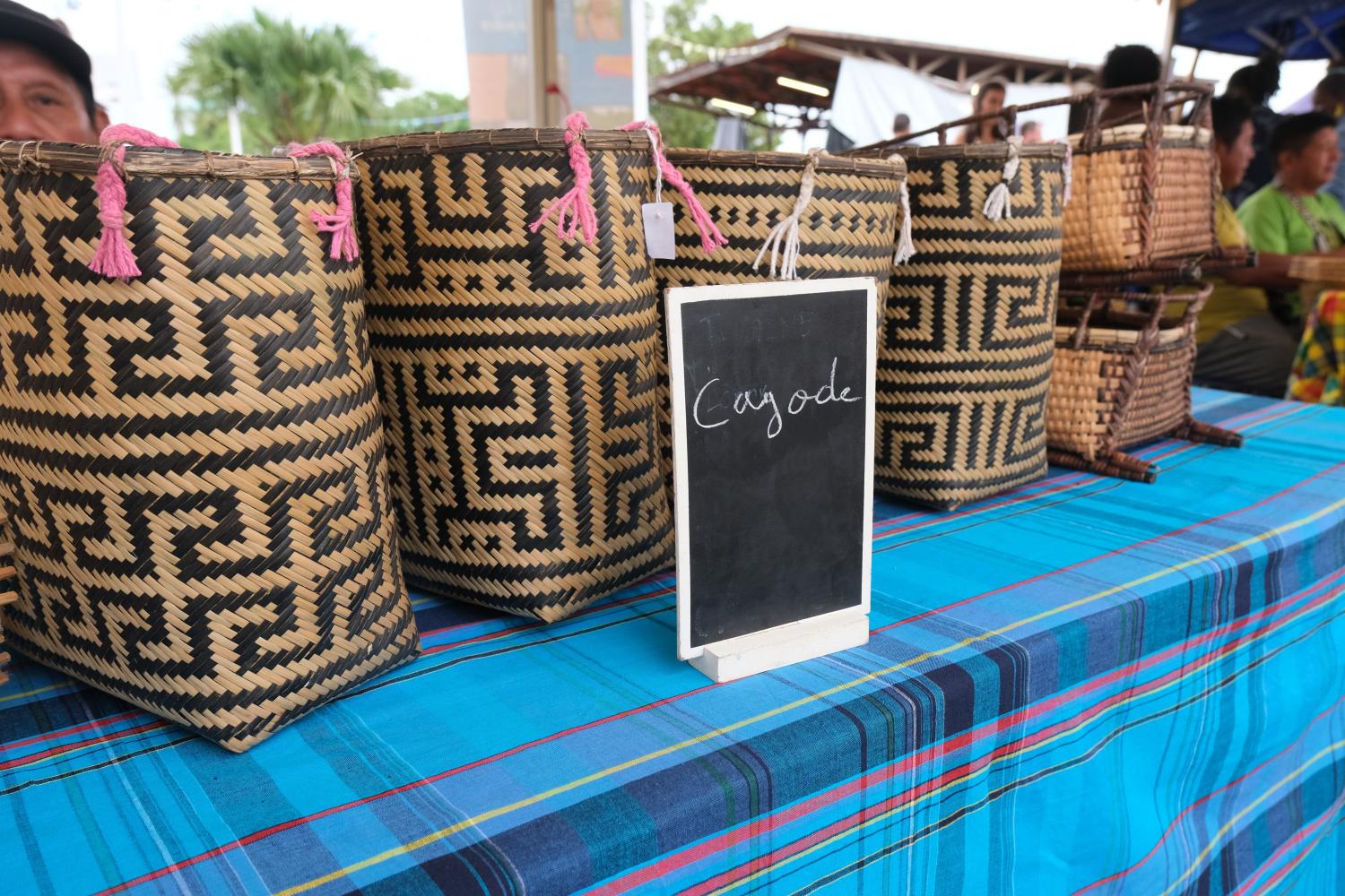 Le Marché artisanal du Maroni en images | Parc amazonien de Guyane